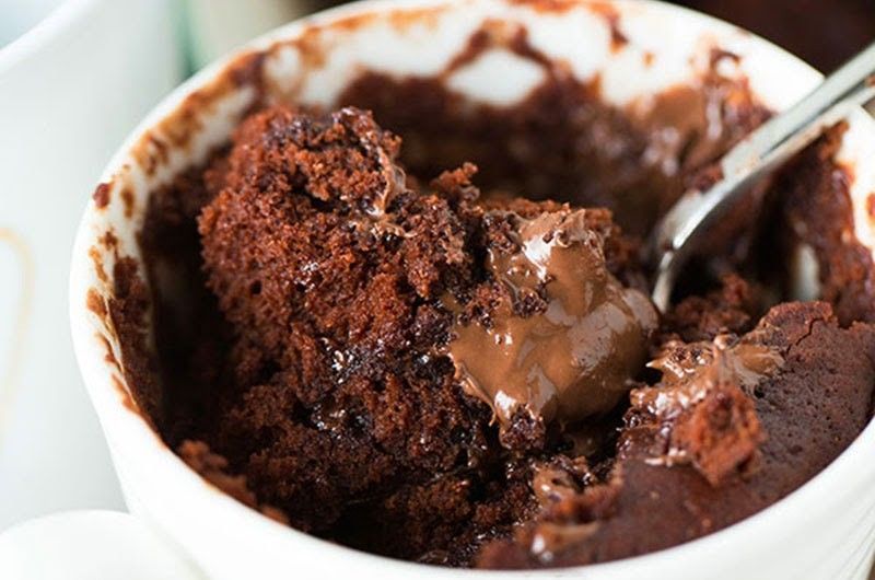 Κεικ σοκολατας με γεμιση nutella...ετοιμο σε πεντε λεπτα!
