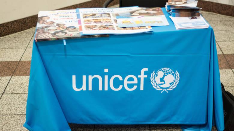 Σκάνδαλο UNICEF Ελλάδας: Τα χρήματα πήγαιναν σε νυχτερινά κέντρα ...