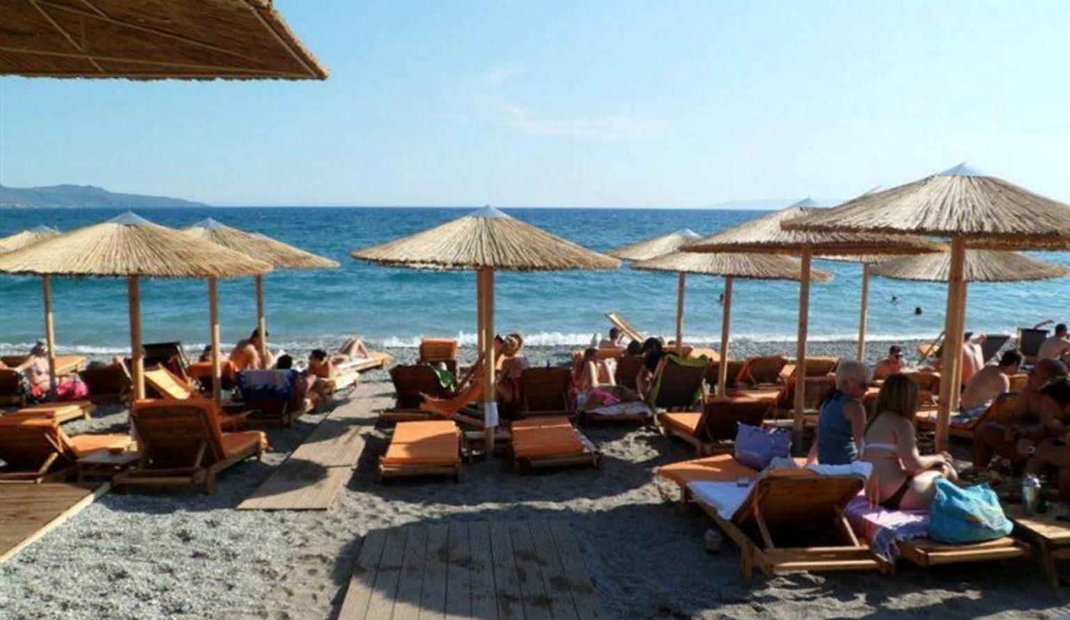 Στα 5 μέτρα οι ξαπλώστρες από την παραλία υποχρεωτικά – Δείτε τα ...