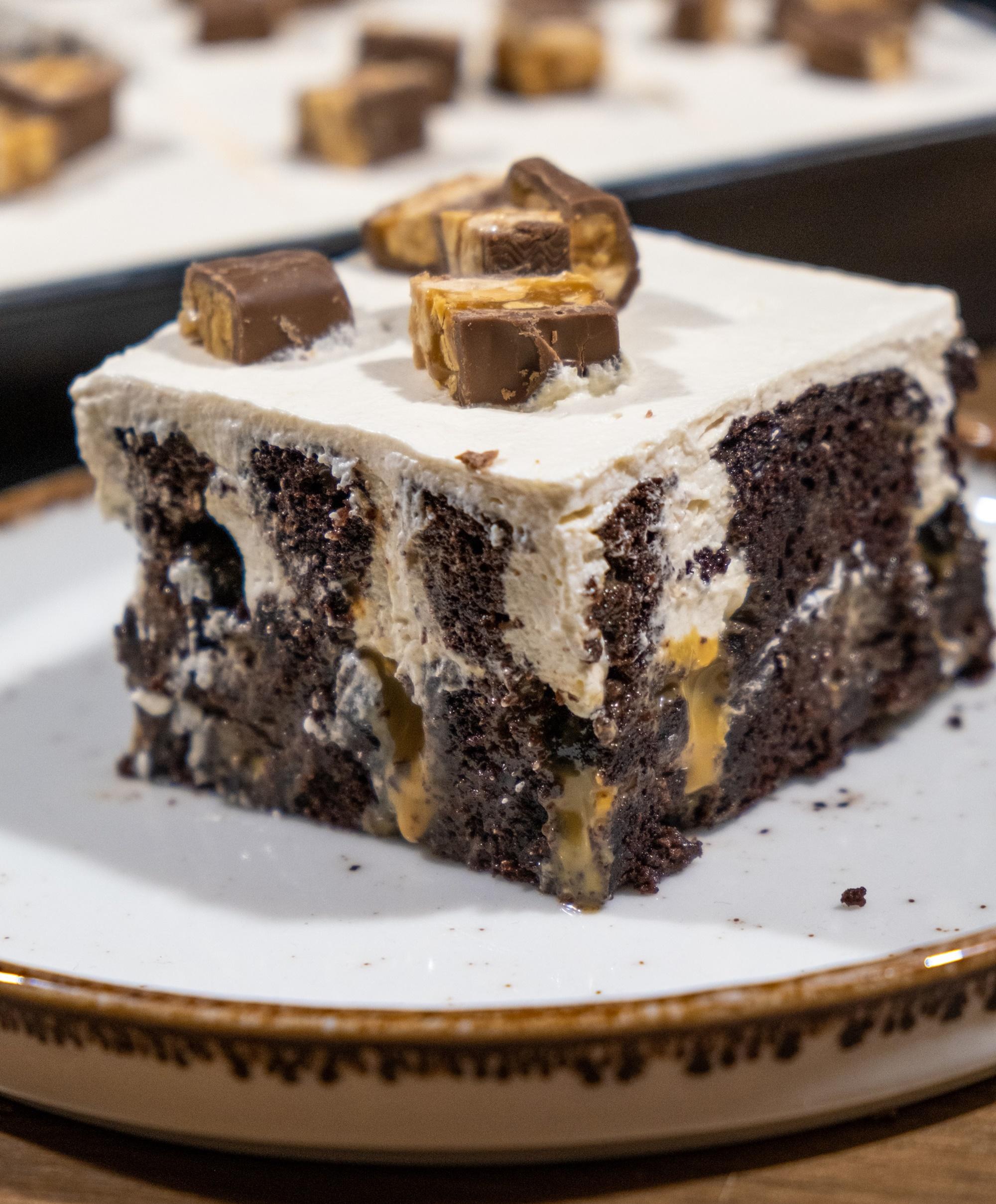 Συνταγή για πάστα Ταψιού με γεύση Snickers