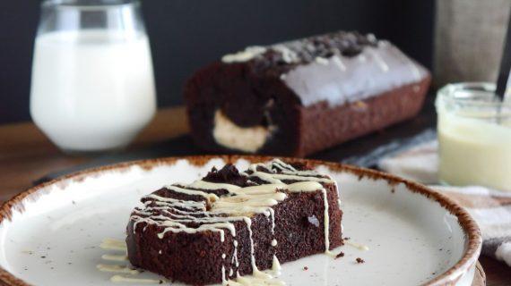 Το πιο ευκολο και νοστιμο κεικ μονο με 4 υλικα!