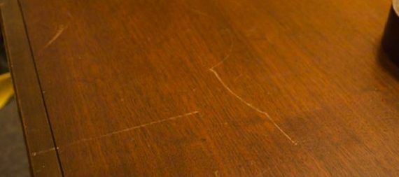 15 τρόποι να εξαλείψετε τις γρατζουνιές από κάθε επιφάνεια