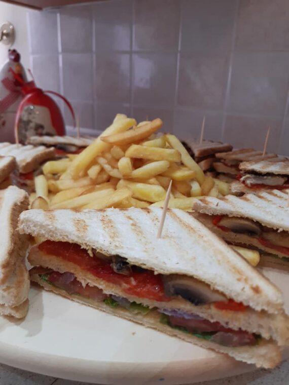Νηστίσιμο club sandwitch