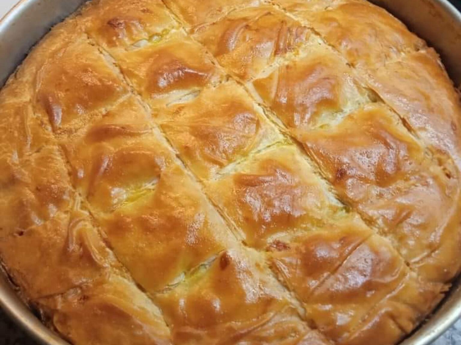 Τραγανή τυρόπιτα της γιαγιάς