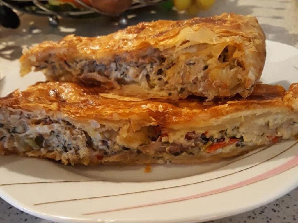Κρεατόπιτα με το Πασχαλινό αρνί που περίσσεψε