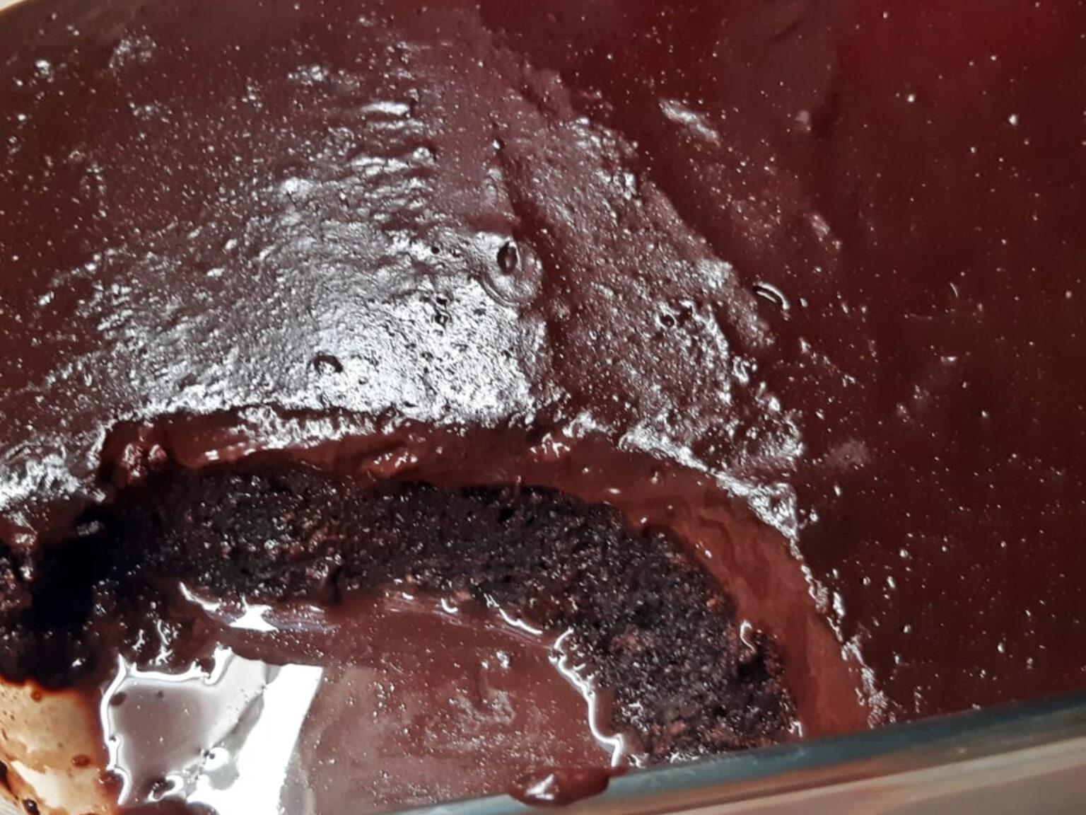 Σοκολατόπιτα χωρίς ζάχαρη και χωρίς αλεύρι