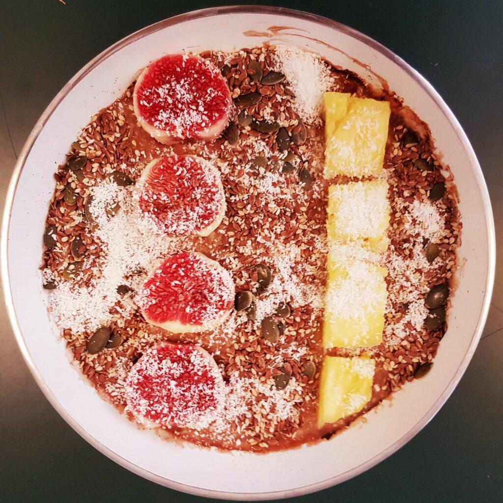 Porridge με κακάο και ανανά