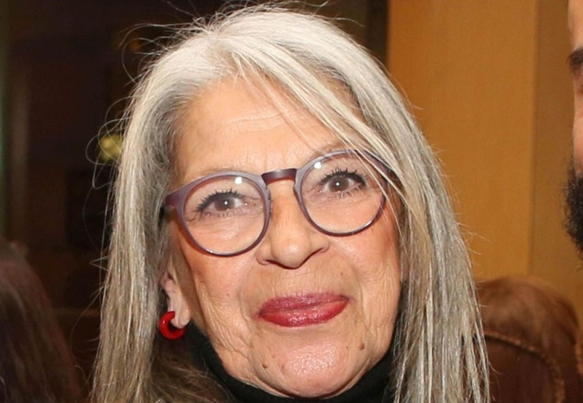 Πέθανε η θρυλική Ματούλα του Κολωνακίου – Ήταν νεκρή στο σπίτι της για ...