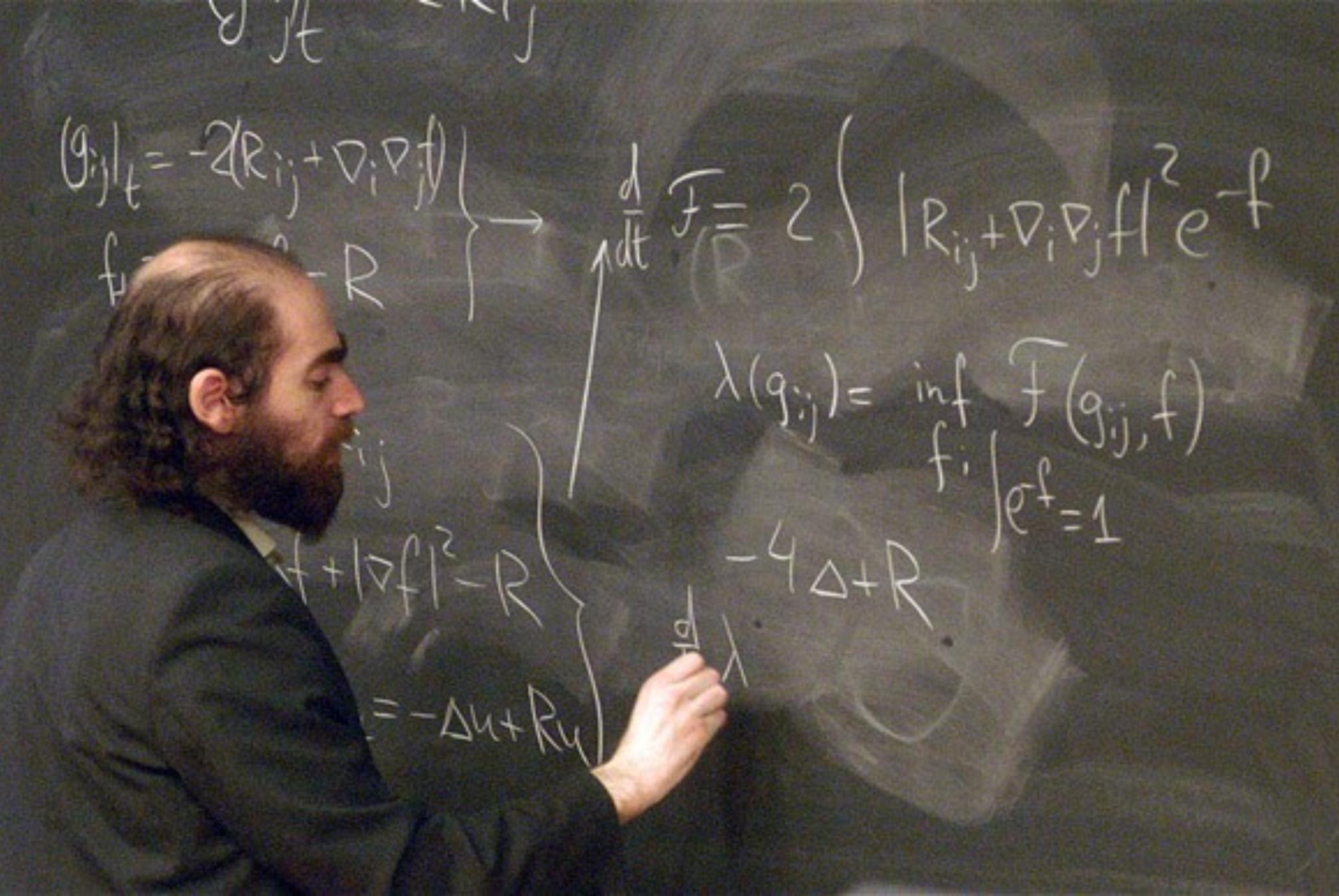 Grigory Perelman: Η ιδιοφυΐα που έλυσε τον γρίφο που παρέμενε ...