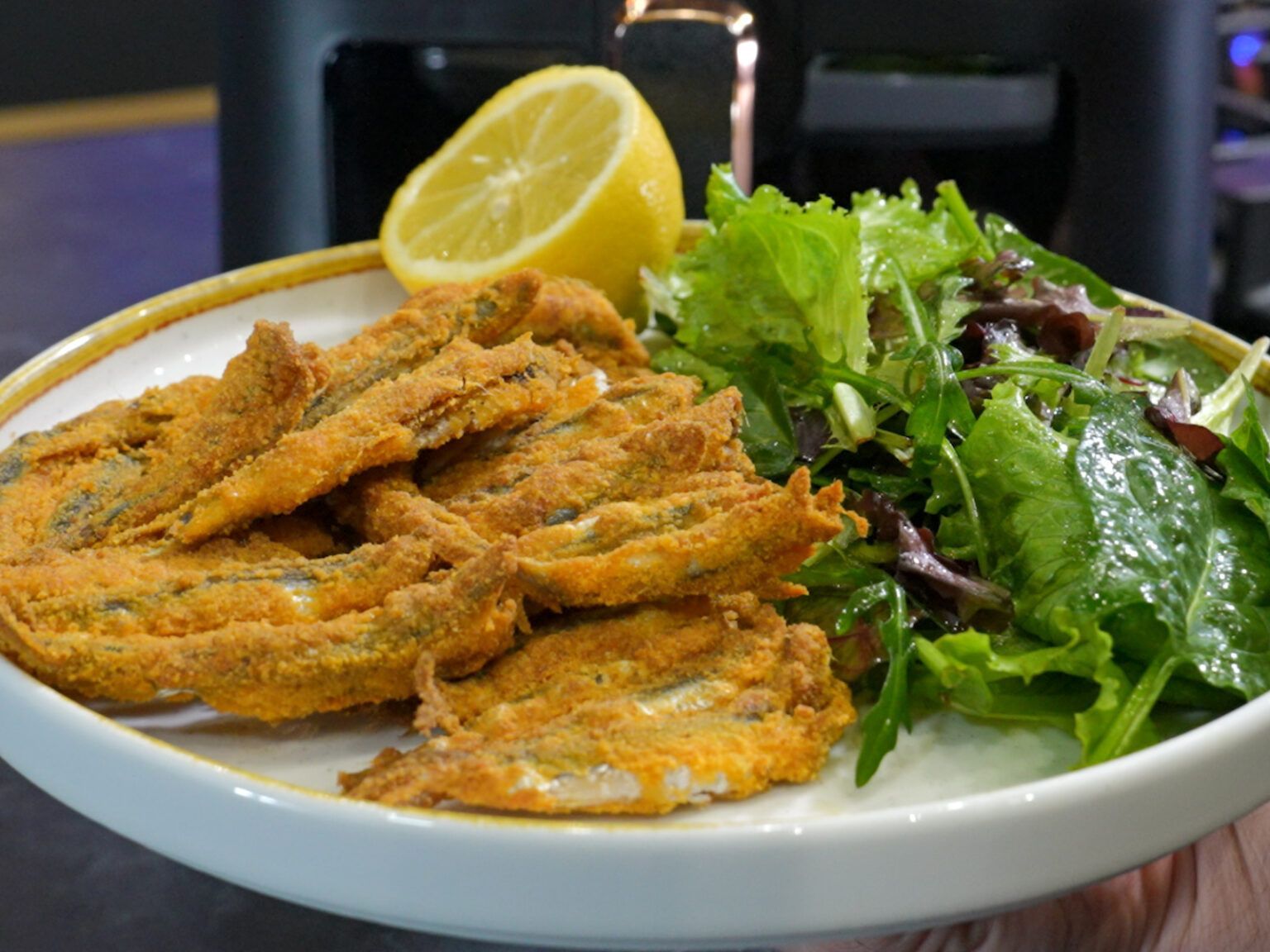 Γαύρος σαν τηγανιτός στο airfryer
