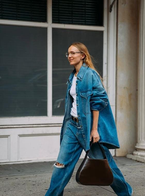 Total denim look την Άνοιξη: 15 ιδέες για ντύσιμο με πρωταγωνιστή το τζιν