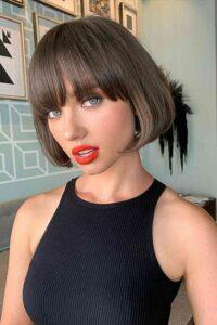 Preppy bob: Το νέο καρέ που θα πρωταγωνιστήσει φέτος το Καλοκαίρι