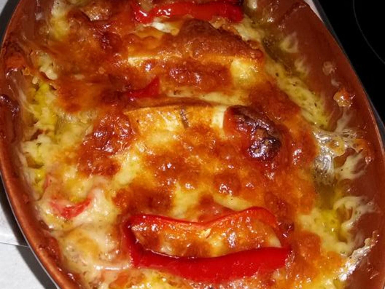 Πικάντικος μεζές με φέτα, κασέρι και καυτερή πιπεριά