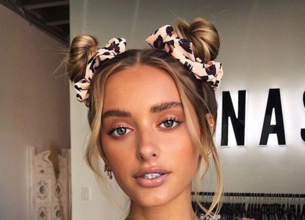 Scrunchies: Το απόλυτο αξεσουάρ μαλλιών και πως να το φορέσετε για ...