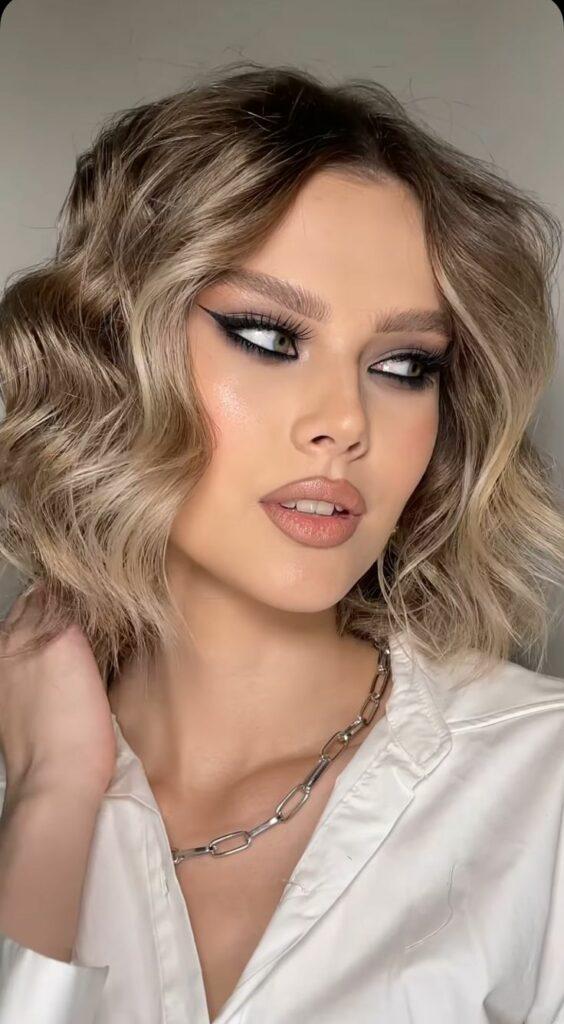 Το Απόλυτο Vang Hair Guide για Καρέ Μαλλιά στις Γιορτινές Εμφανίσεις σου