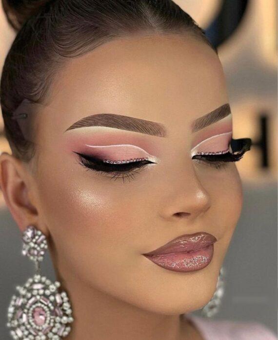 Tik Tok Christmas Makeup : Τα κυρίαρχα Trends στο Χριστουγεννιάτικο ...