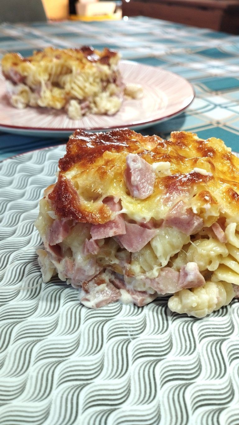 Το πιο νόστιμο σουφλέ ζυμαρικών με τριβελάκι και αλλαντικά