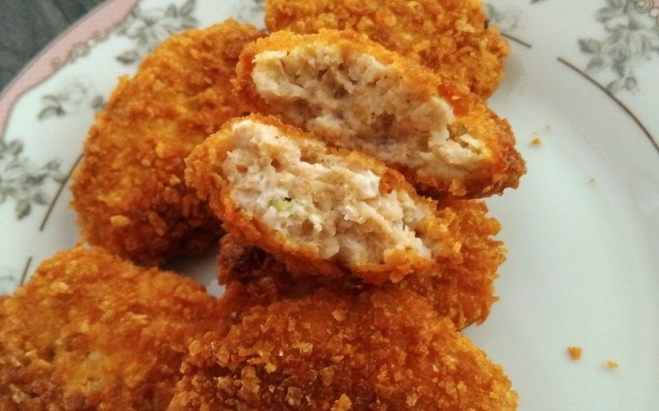 Συνταγή για ολοήμερο: Σπιτικά chicken nuggets καλύτερα και από τα αγοραστά