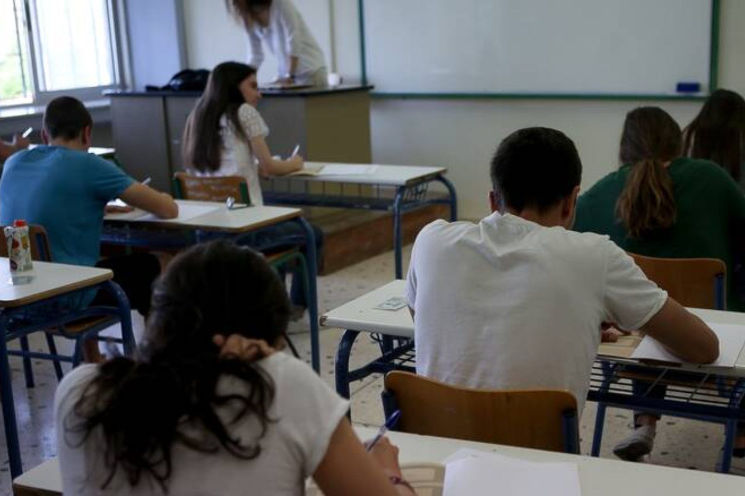 Μειώνονται οι ώρες διδασκαλίας στα σχολεία: Ποιο μάθημα επηρεάζεται