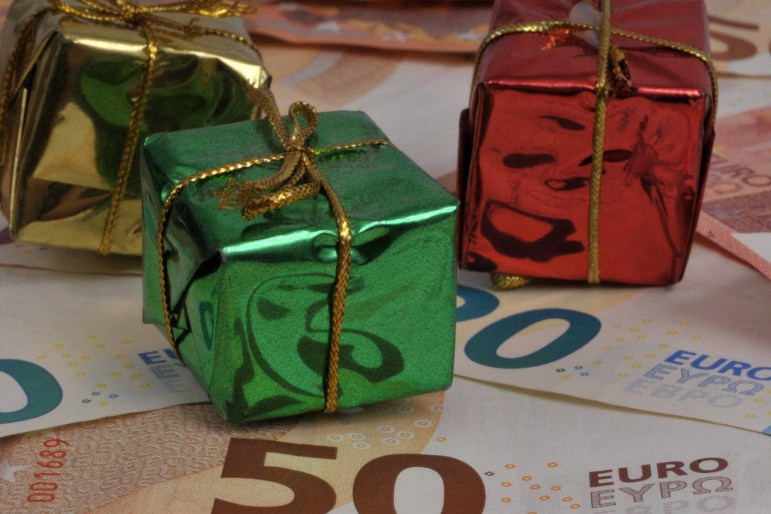 Δώρο Χριστουγέννων: Ανατροπή με την ημερομηνία πληρωμής των εργαζομένων