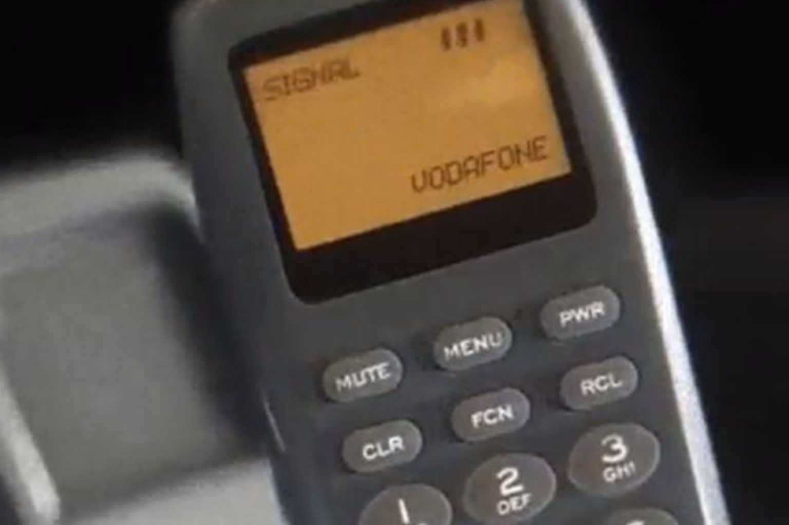 Σαν σήμερα πριν 33 χρόνια στάλθηκε το πρώτο sms: Τι έλεγε (Φωτογραφία)