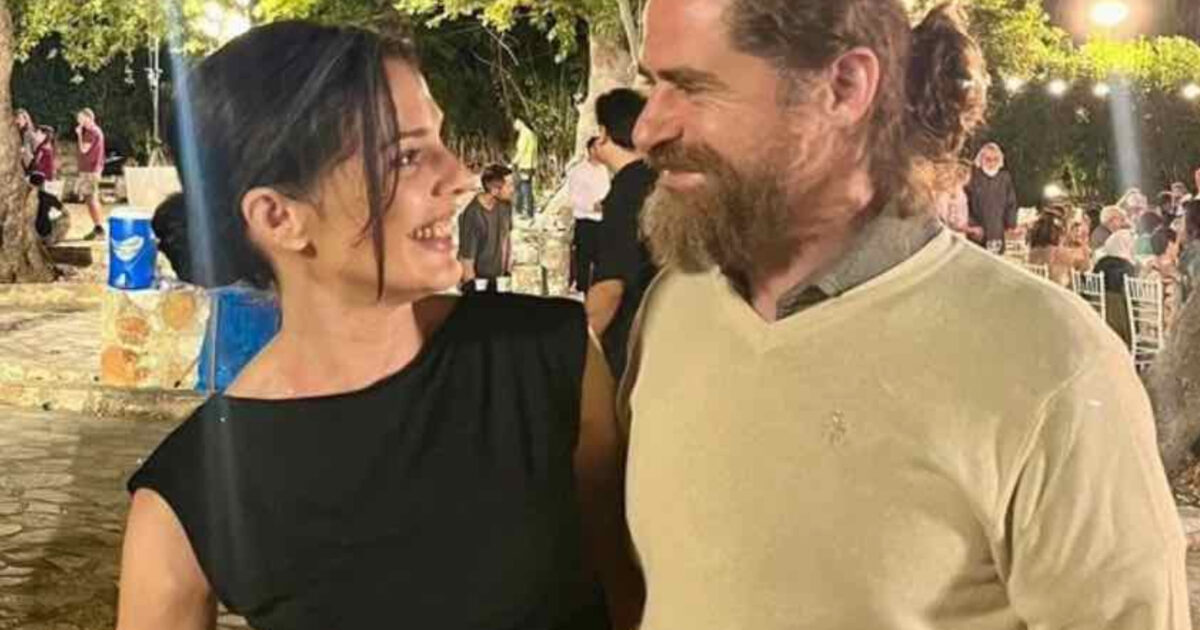 Η Μαριλίτα Λαμπροπούλου κι ο Δημήτρης Λάλος όπως δεν τους έχουμε ...